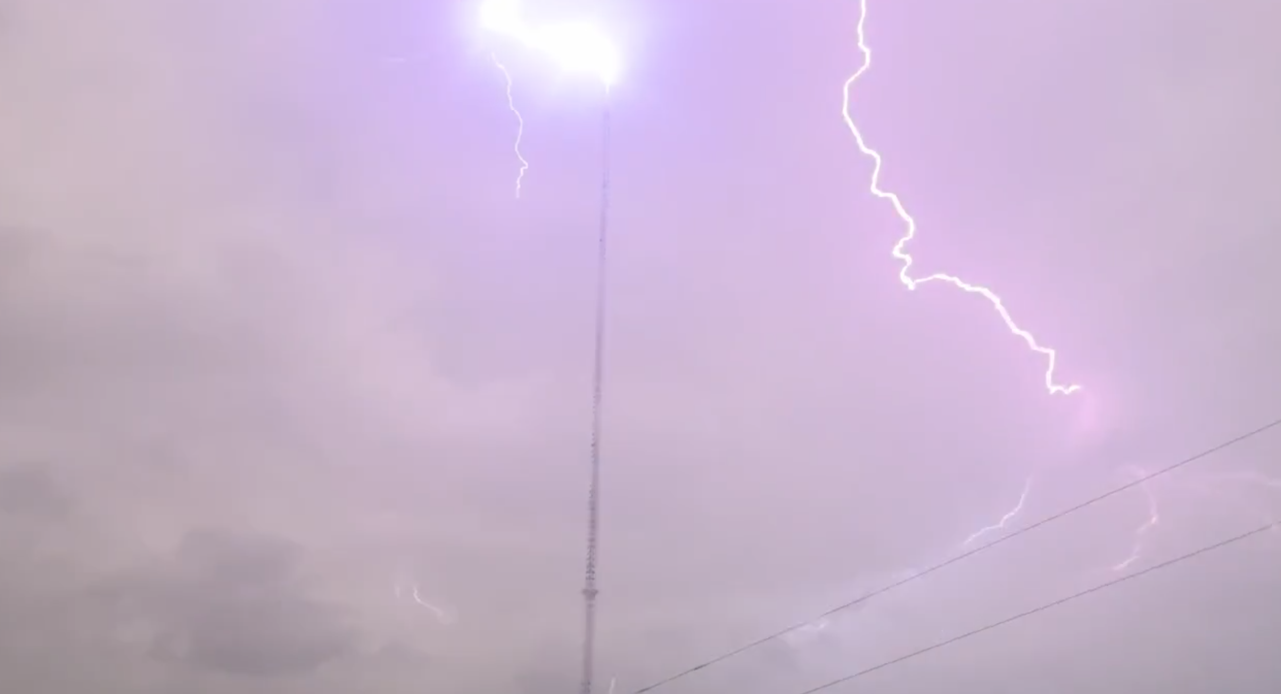 Lightning strike hits cell phone tower in South Dakota (UPDATE)
